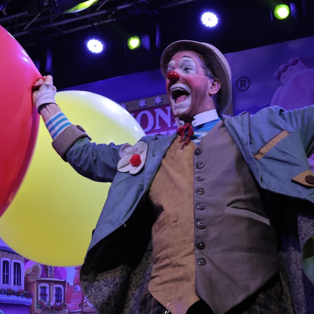 Minnesota Keynote Speaker and Entertainer Randy Christensen ...